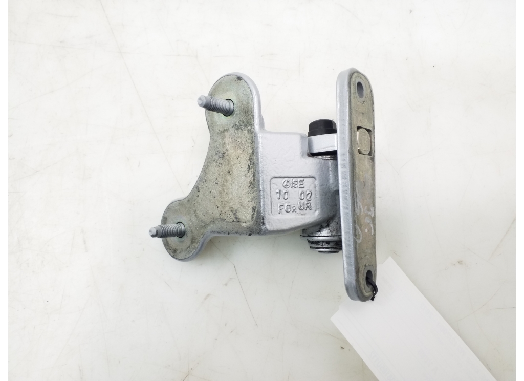 Used Mercedes Benz E-Class Rear side door hinge lower A2047301337