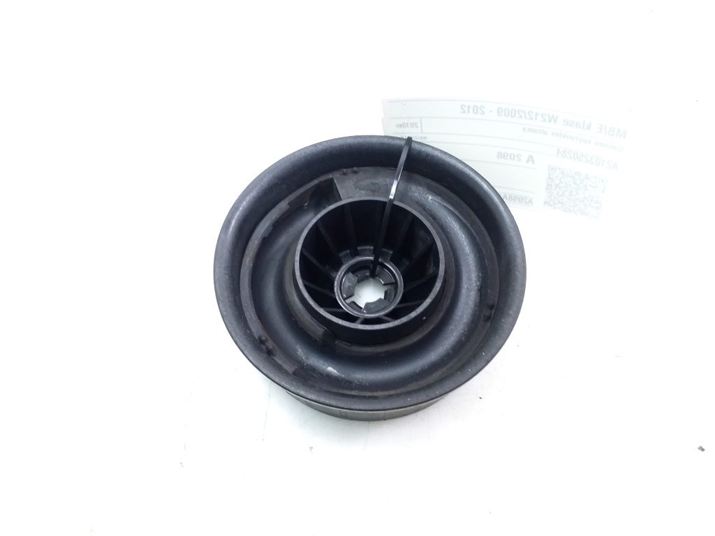 Used Mercedes Benz E-Class Rear spring support A2103250284