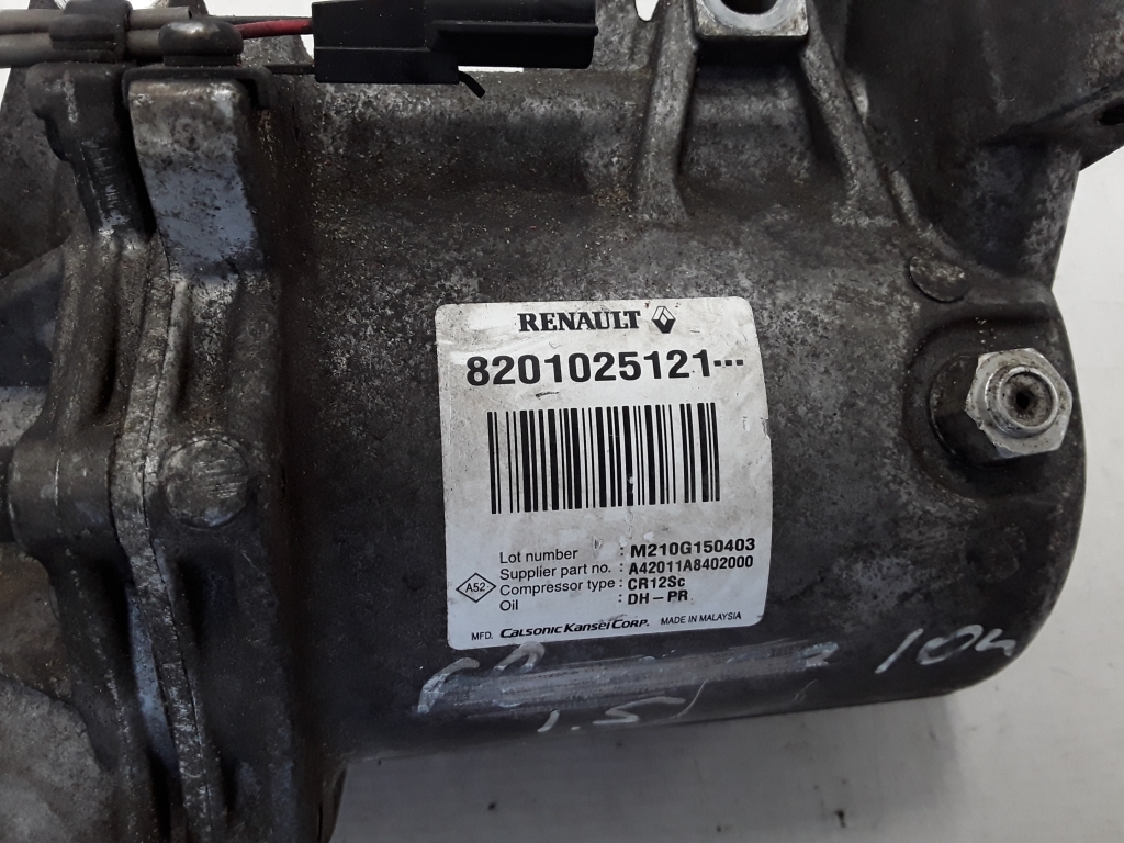 Used RENAULT Fluence Air conditioner compressor 8201025121
