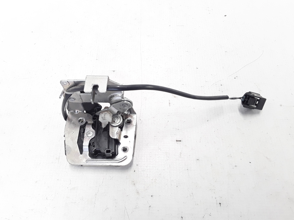 Used RENAULT Master Sliding door lock 825020011R