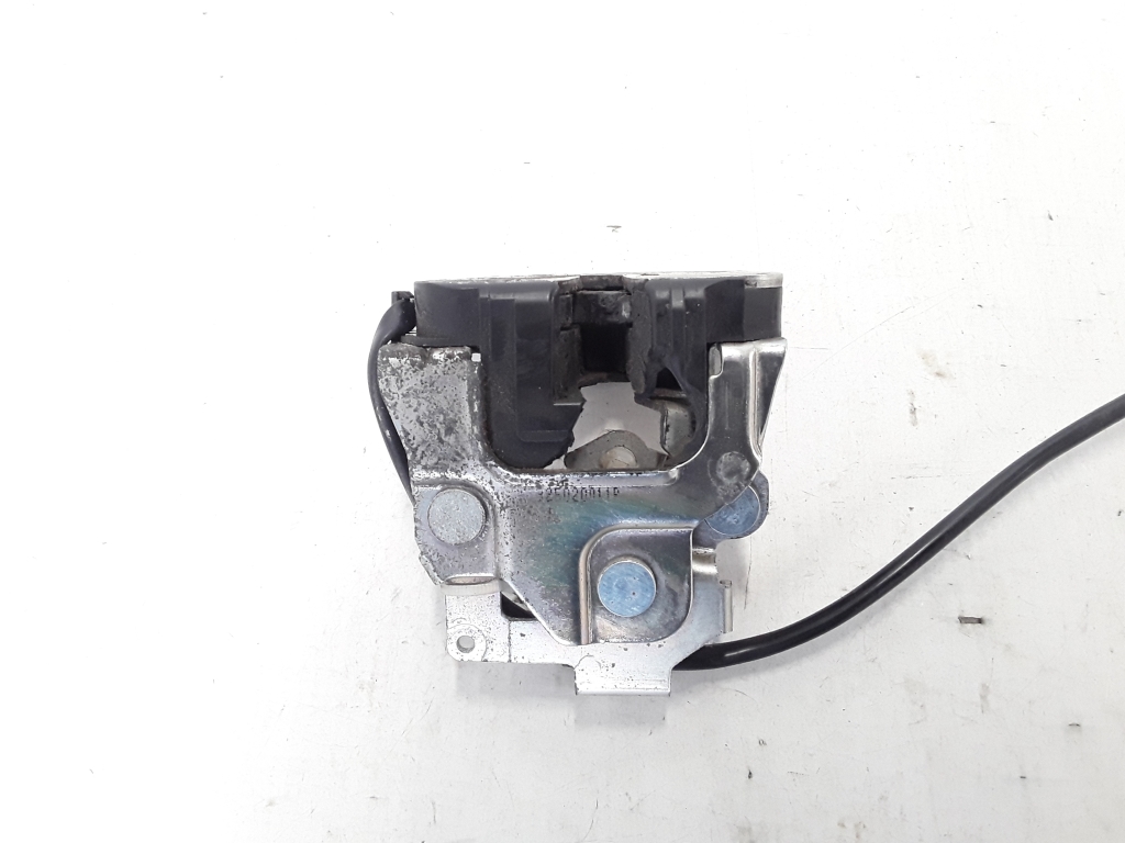Used RENAULT Master Sliding door lock 825020011R