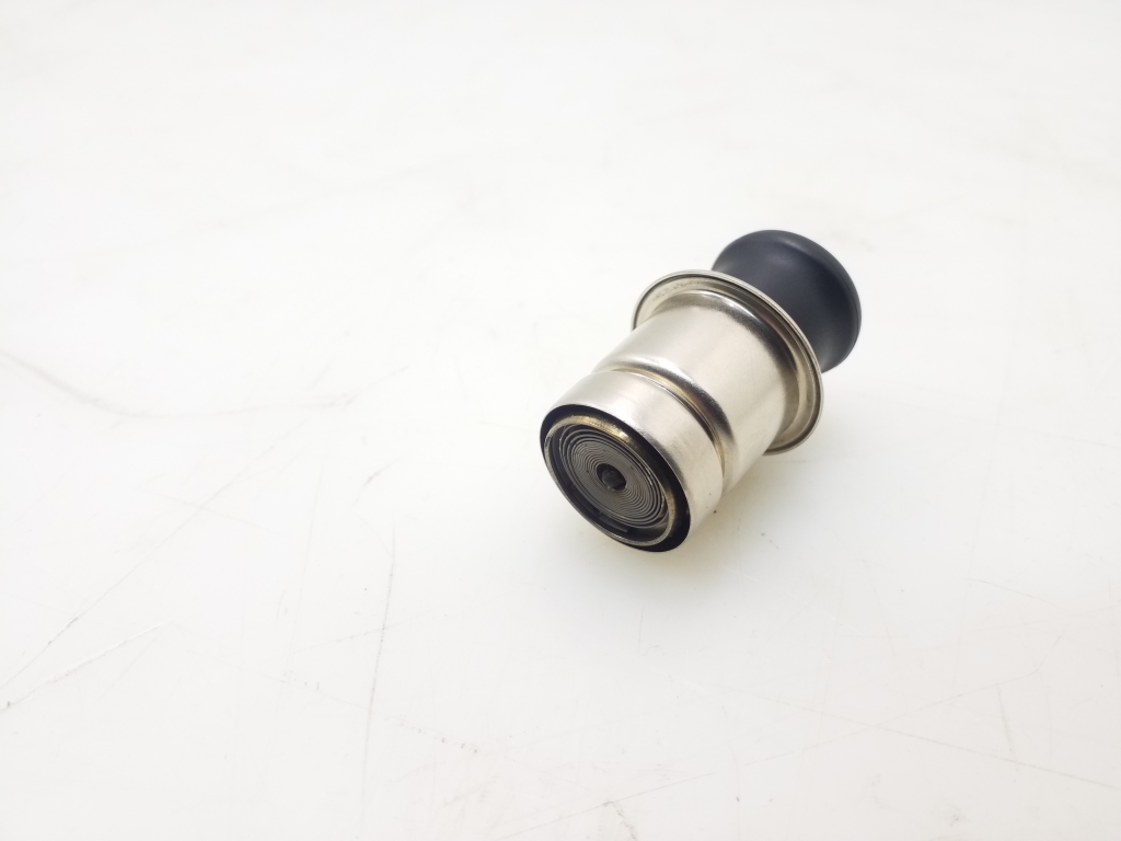 Naudotas TOYOTA Urban Cruiser Cigarečių pridegėjas 8552028010