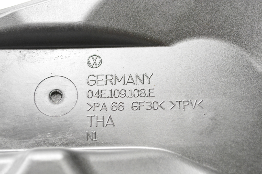 Used Volkswagen Golf Engine belt protection 04E109108E
