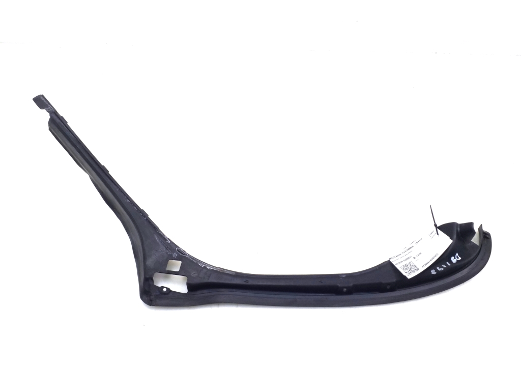 Used Mercedes Benz R-Class Other detail of the trunk interior ...