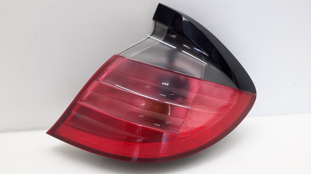 Used Mercedes Benz CLC-Class Rear corner lamp A2038200664