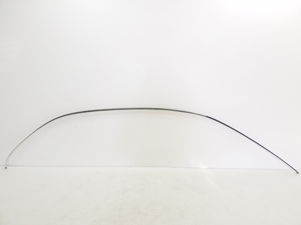 Used Mercedes Benz C-Class Roof strip A2046900780