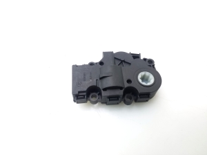 Used Mercedes Benz A-Class Interior shoulder valve motor