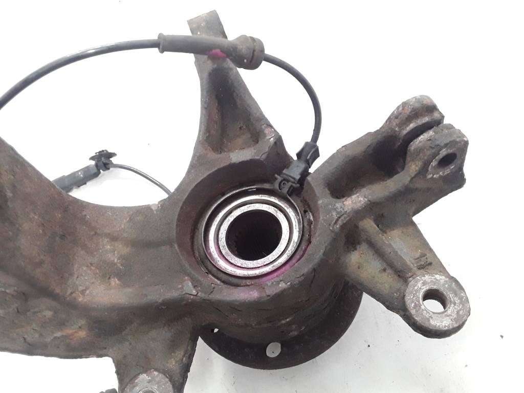 Used RENAULT Megane Hub front 400140080R