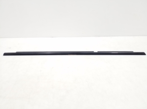 Naudotas Mercedes Benz E-Class Lanžerono kita detalė A2126280124