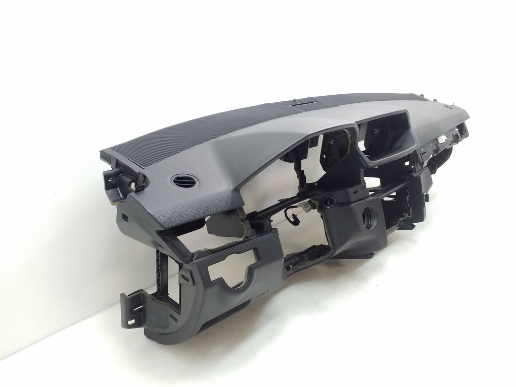 Naudotas Mercedes Benz E-Class Oro saugos pagalvės ir jos detalės