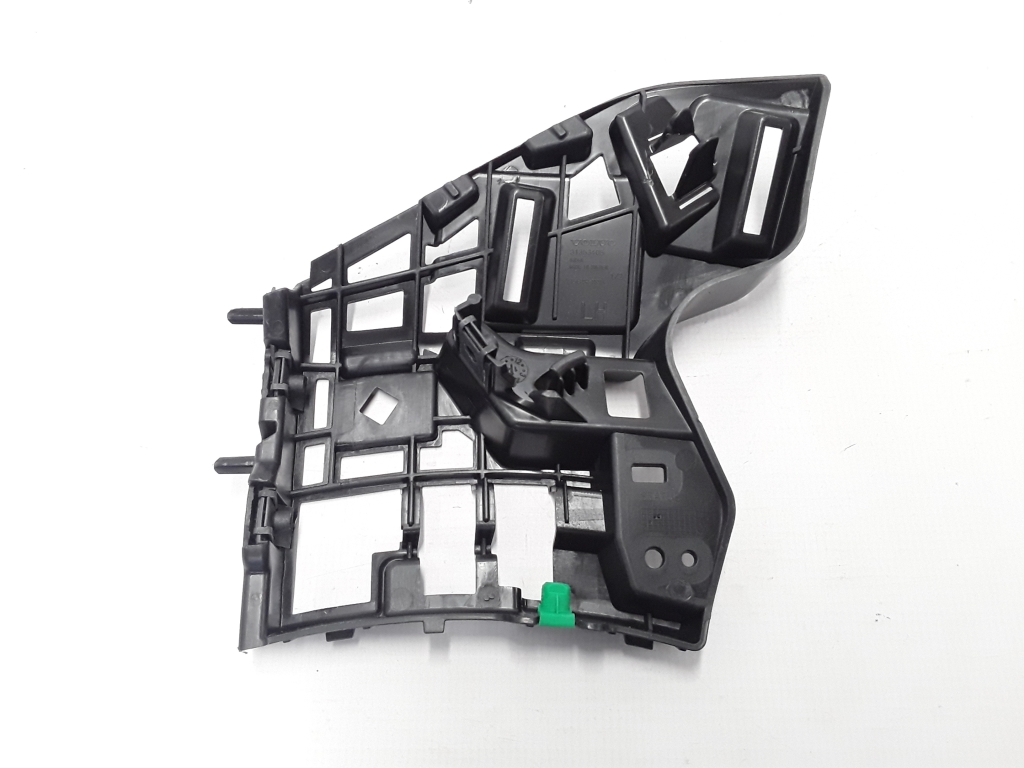 Used VOLVO XC90 Front bumper bracket 31353405