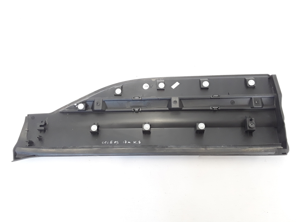 Used RENAULT Koleos Rear side door strip 828218403R