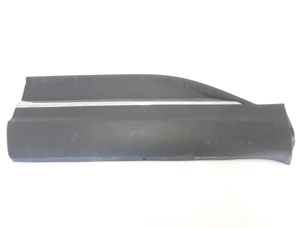 Used RENAULT Koleos Rear side door strip 828218403R