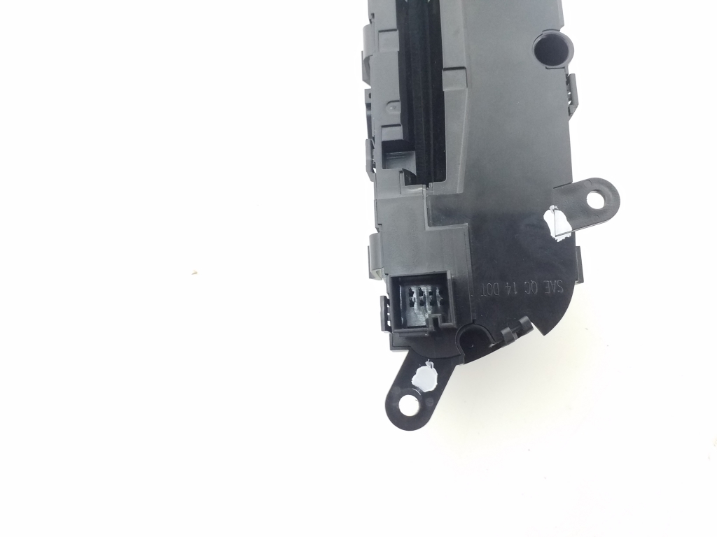 Used Mercedes Benz Vito Switch and its parts A4479053700