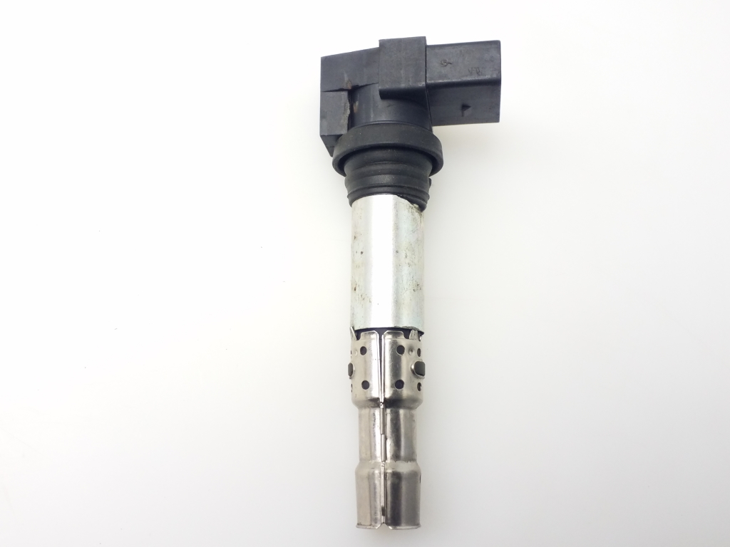 Used Volkswagen Golf Ignition coil 036905715