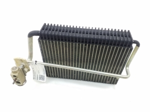 Used Mercedes Benz S-Class Interior shoulder radiator A2208300261