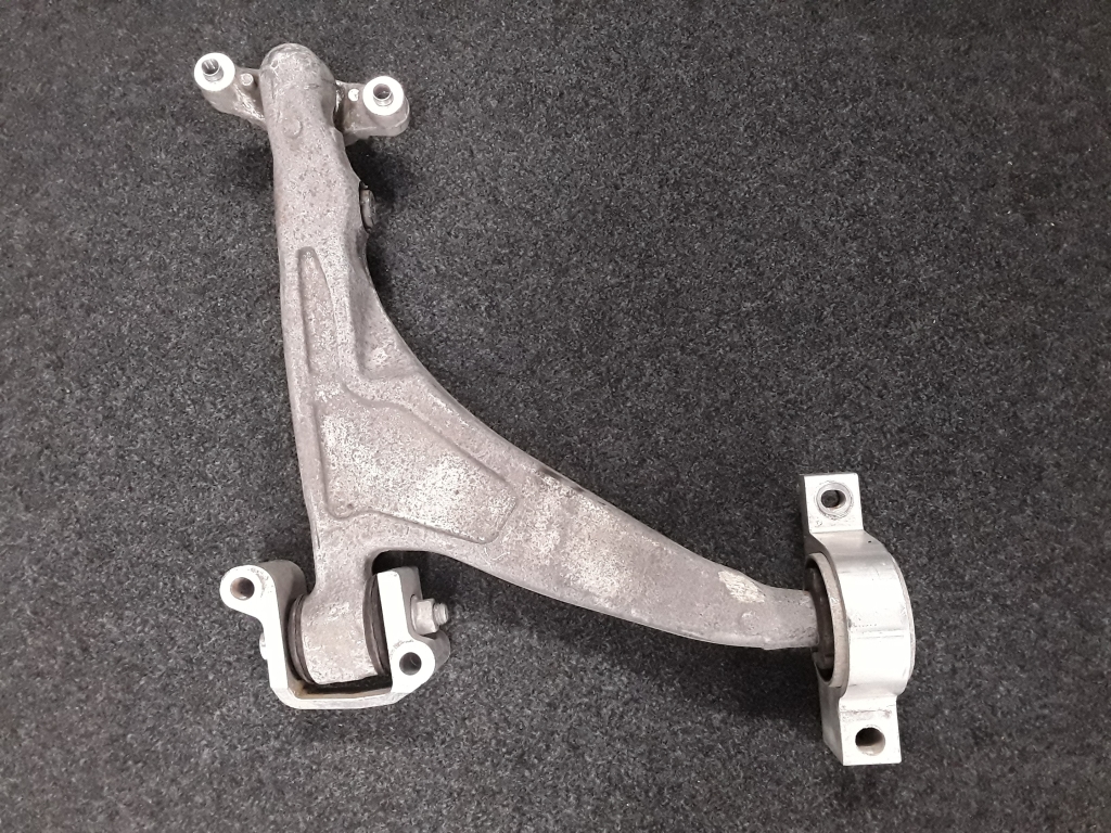 Used VOLVO XC60 Front lever 31360651