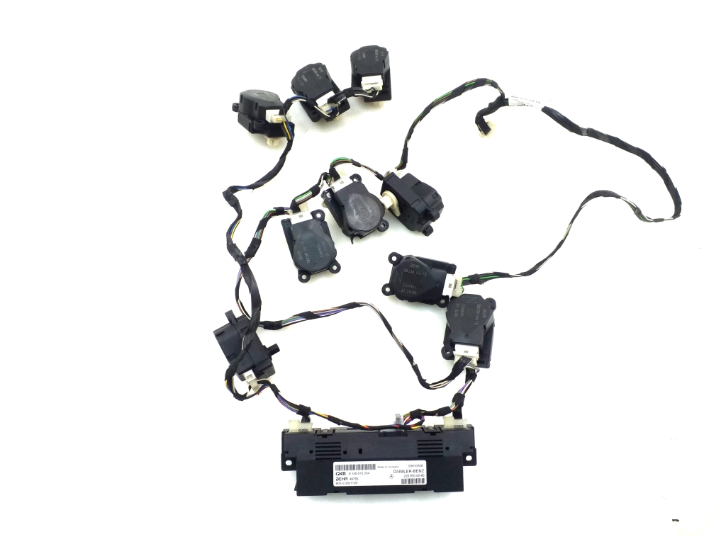 Used Mercedes Benz S-Class Interior shoulder valve motor A2208201042