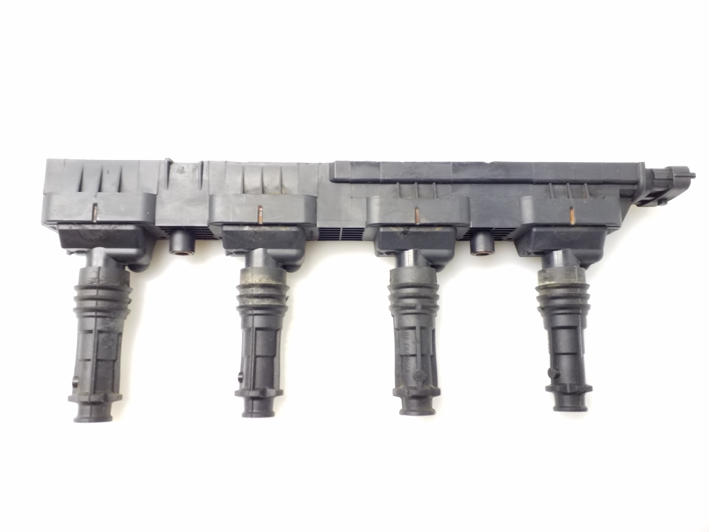 Used Opel Corsa Ignition coil 0221503472