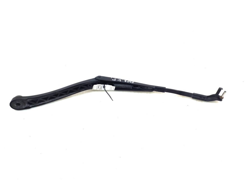 Used Mercedes Benz E-Class Windshield wiper blade A2128201344
