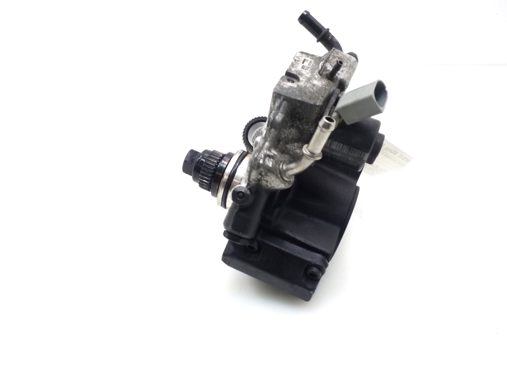 Naudotas Mercedes Benz E-Class Kuro siurblys ir jo detalės