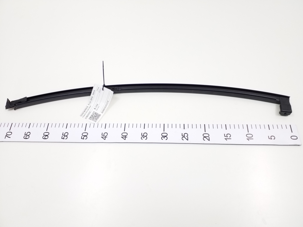 Used TOYOTA PRIUS Prime Other detail of the front door 6740247010