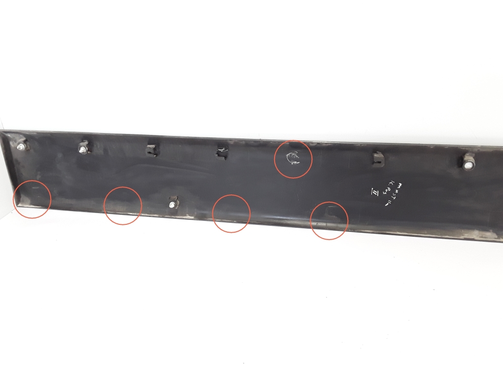 Used RENAULT Master Sliding door strip 828210160R
