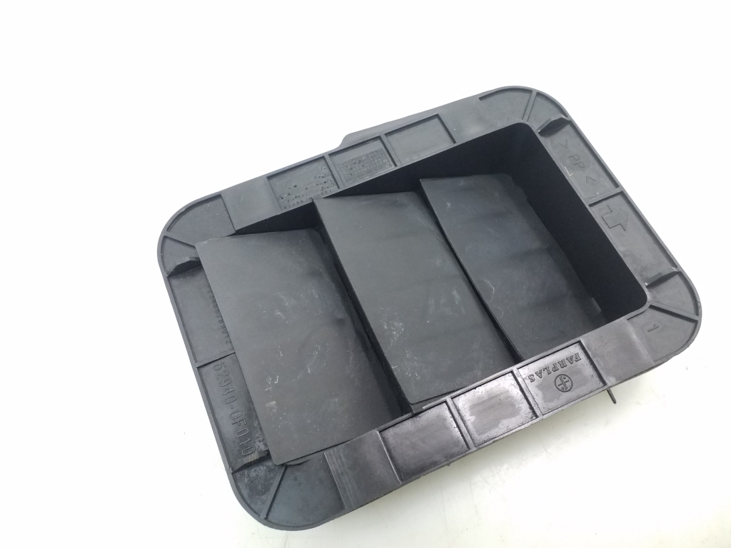 Used TOYOTA CHR Rear wing ventilation grille 629400F010