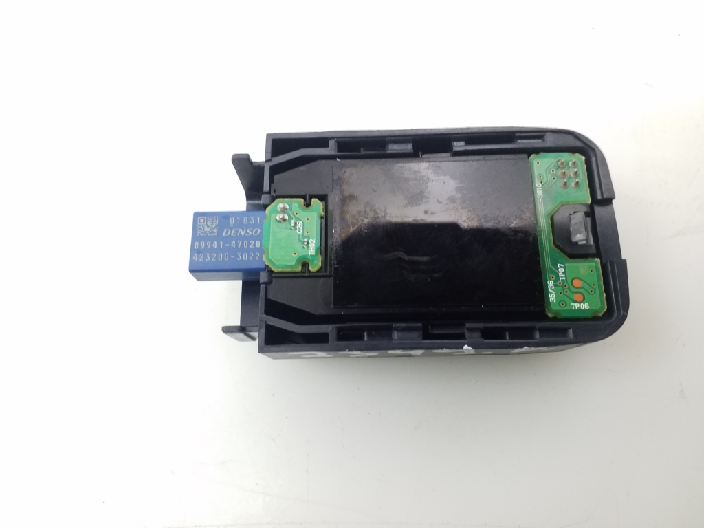 Used TOYOTA PRIUS Prime Rain sensor 89941F4010