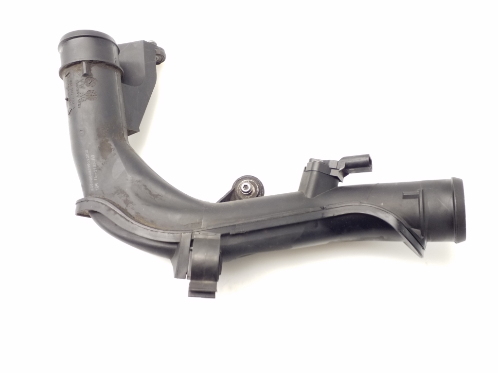 Used Volkswagen Passat Pipe 5N0145770A