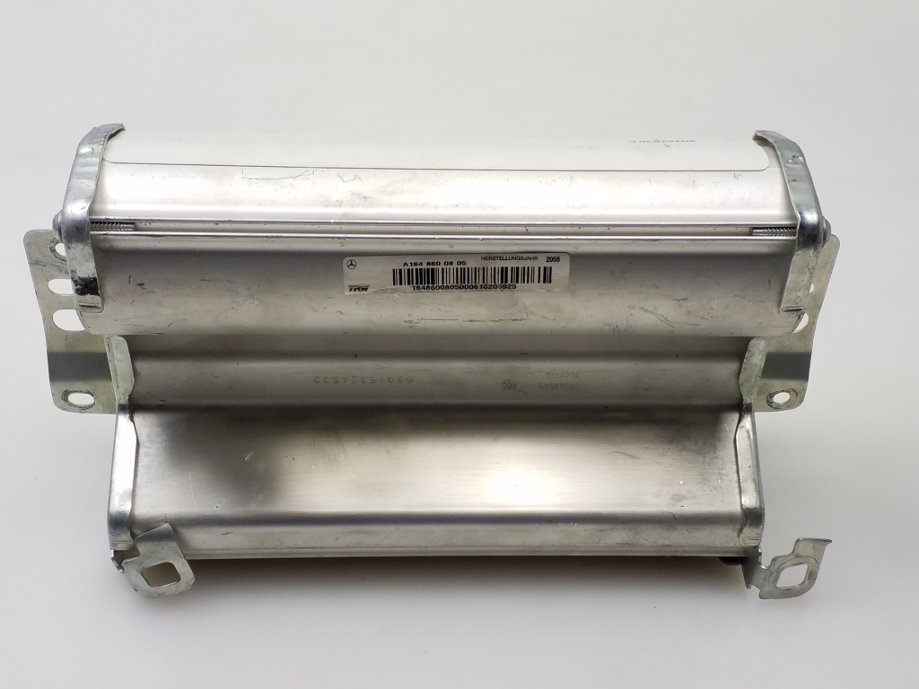 Used Mercedes Benz ML-Class Airbag passenger panels A1648600805