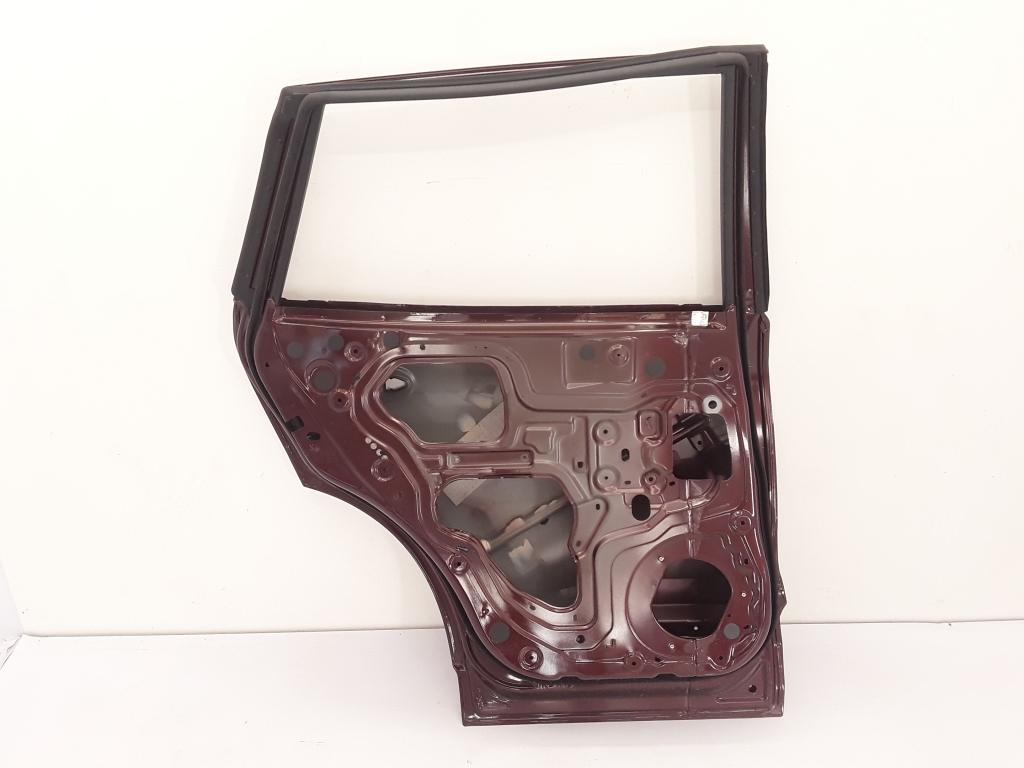 Used RENAULT Koleos Rear side doors 821016219R
