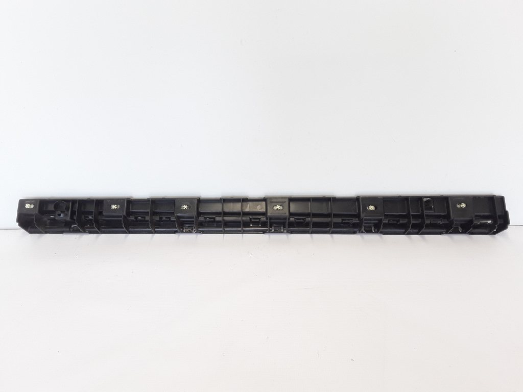 Naudotas BMW 5 SERIES Išorinės slenksčio apdailos laikiklis 7184777