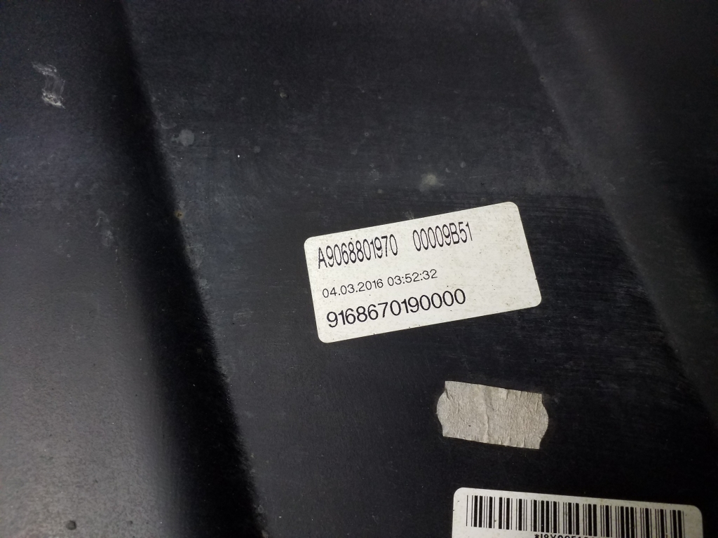 Used Mercedes Benz Sprinter Front bumper A9068801970