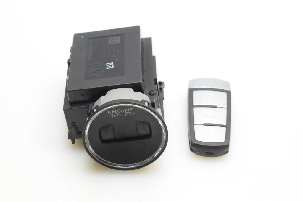 Used Volkswagen Passat Ignition switch 3C0905843R