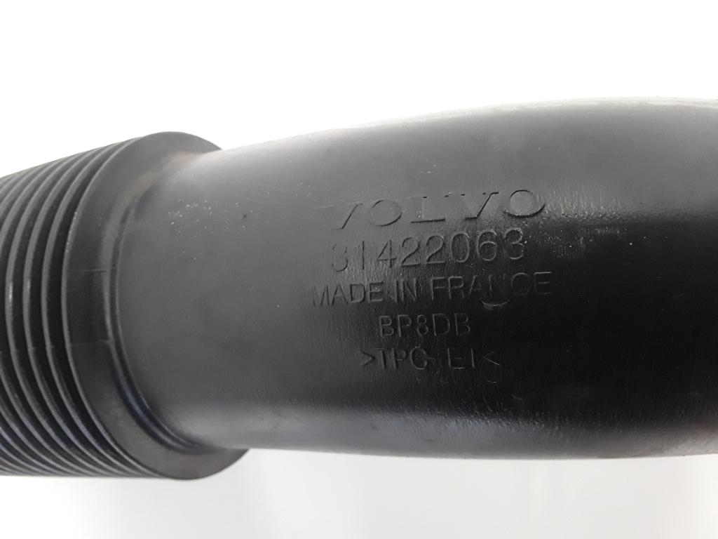 Used VOLVO V60 Air intake hose 31422063