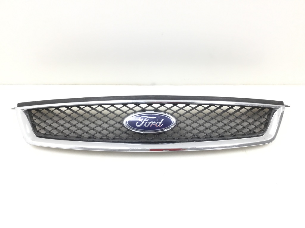Used Ford Focus Front grille 4M518138AE