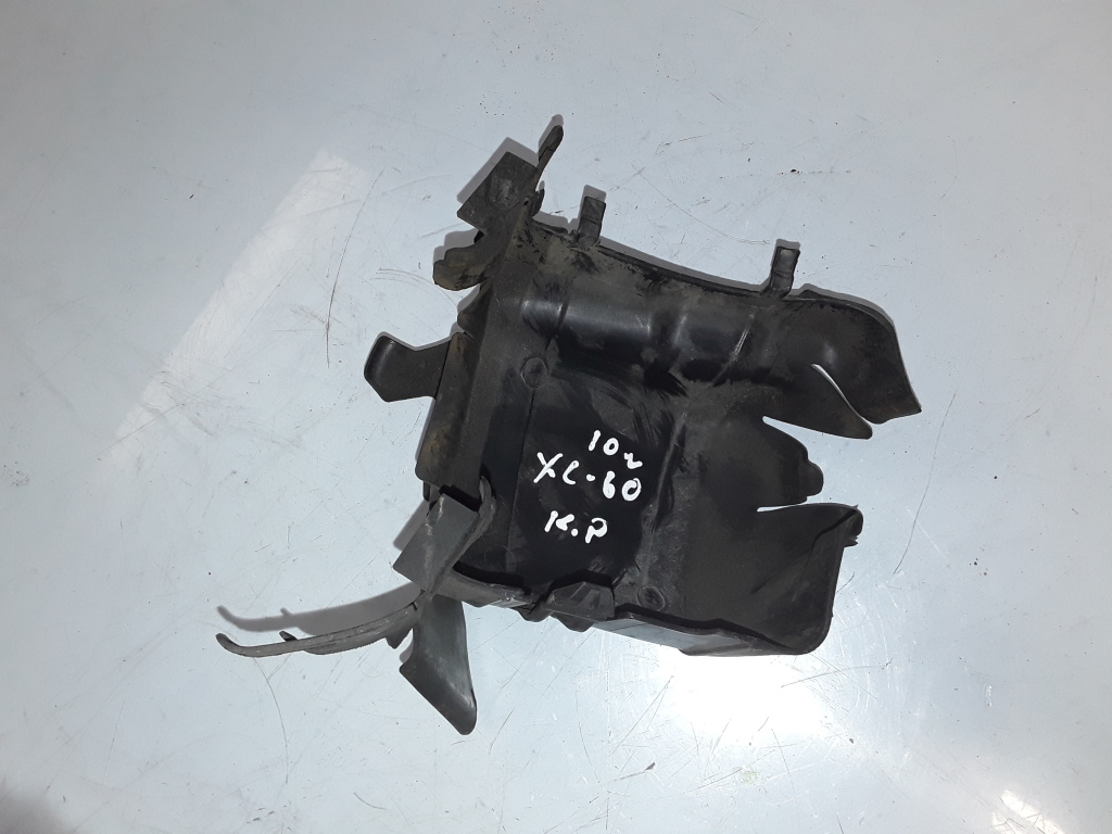 Used VOLVO XC60 Air deflector cooling radiator 31294170