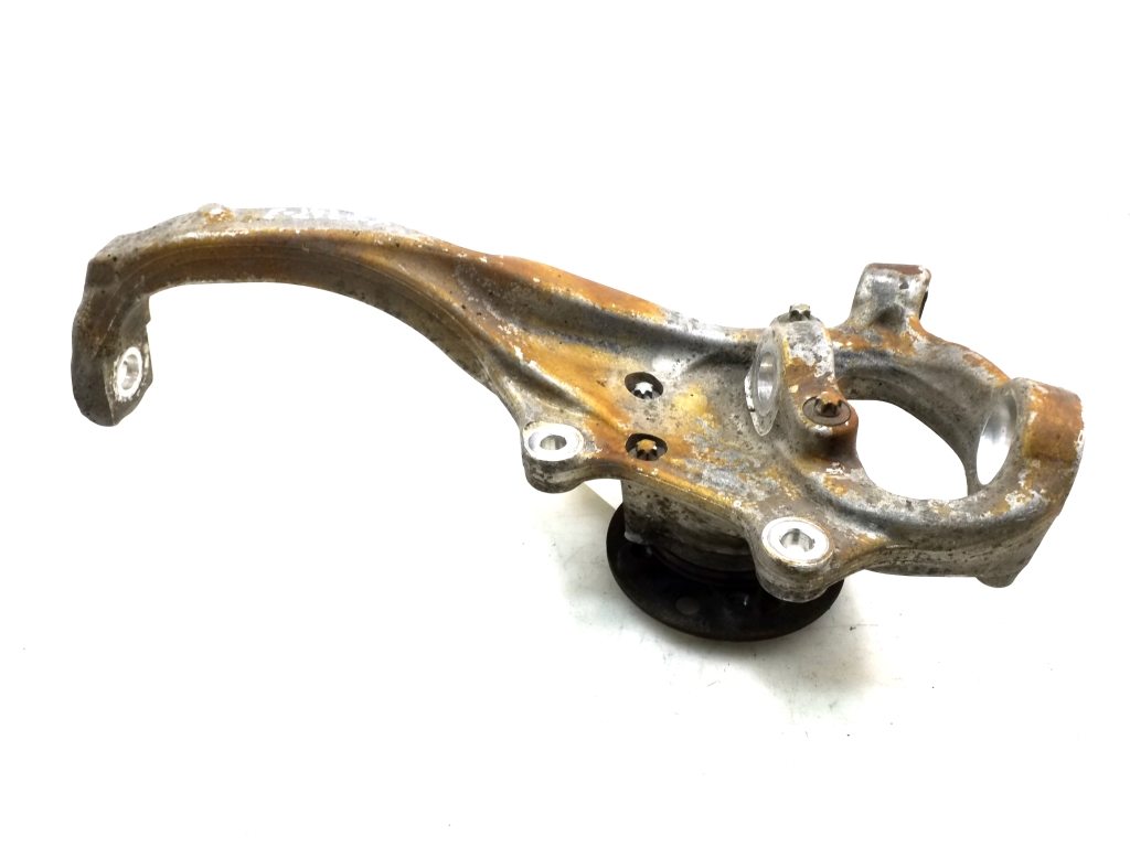 Used Mercedes Benz E-Class Hub front