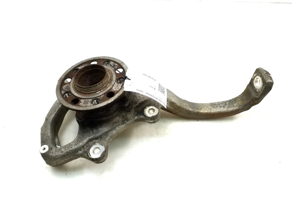 Used Mercedes Benz E-Class Hub front