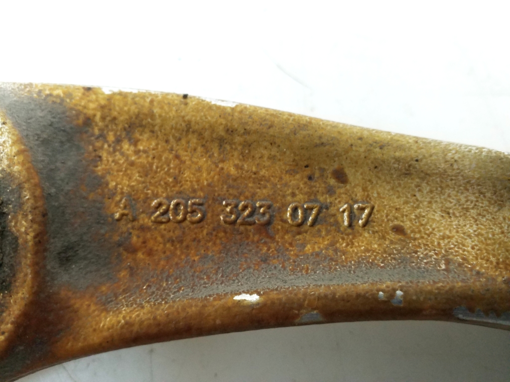 Used Mercedes Benz C-Class Stabilizer pulled front A2053230717