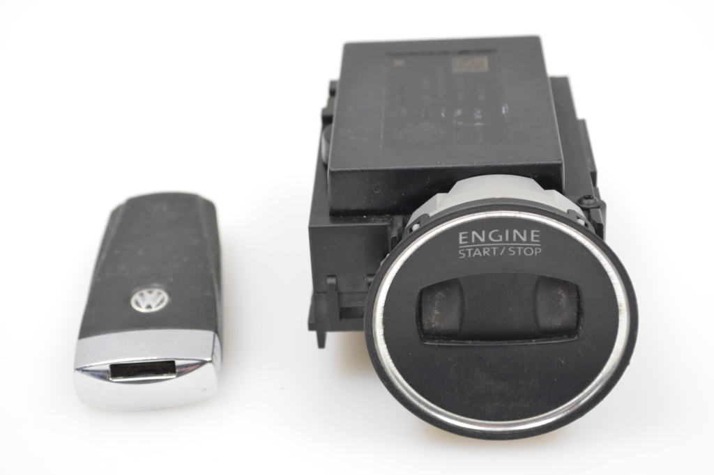 Used Volkswagen Passat Ignition switch 3C0905843