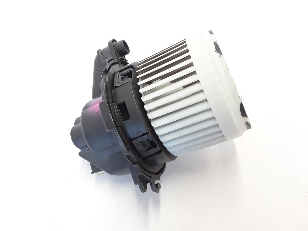 Used Dacia Sandero Cabin shoulder motor 272100736R