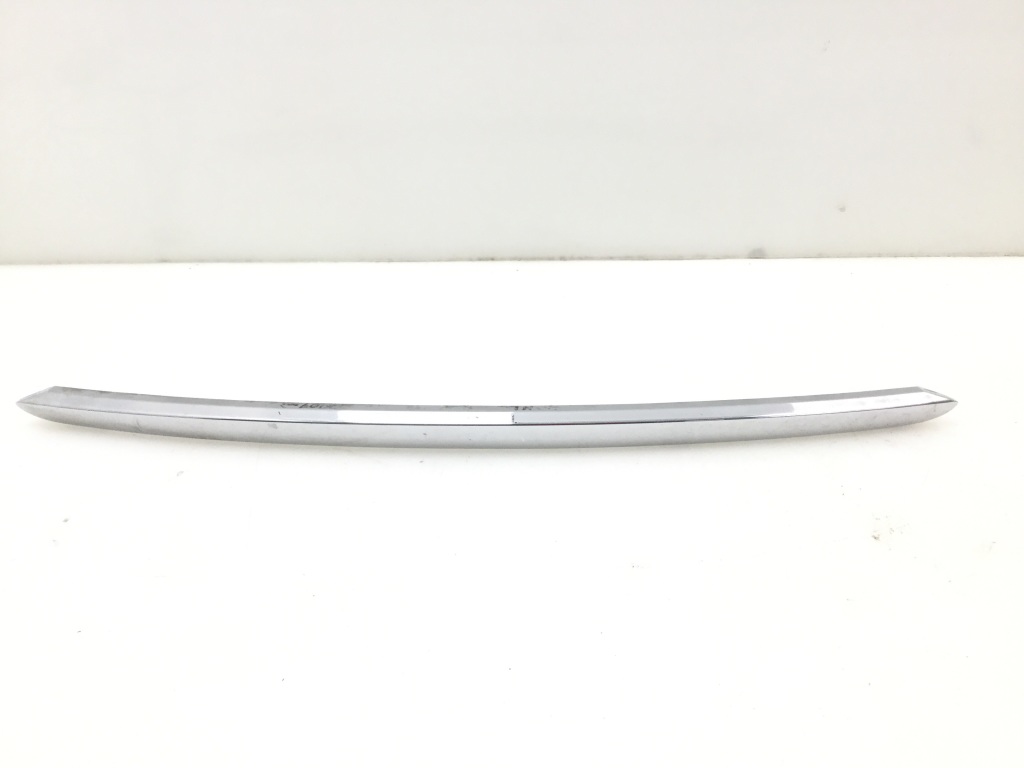 Used Hyundai Sonata Engine cover strip 863563K000