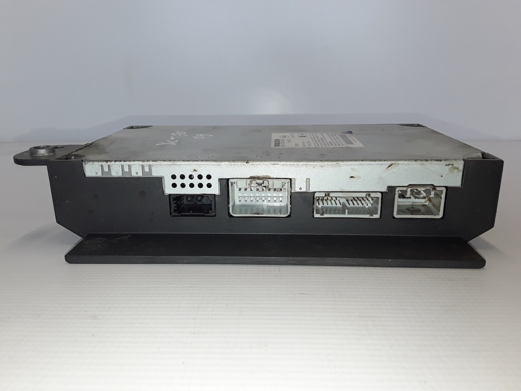 Used VOLVO XC70 Audio hardware amplifier 31215612