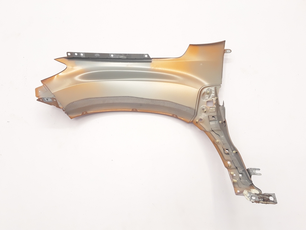 Used Dacia Duster Front wing 631006076R