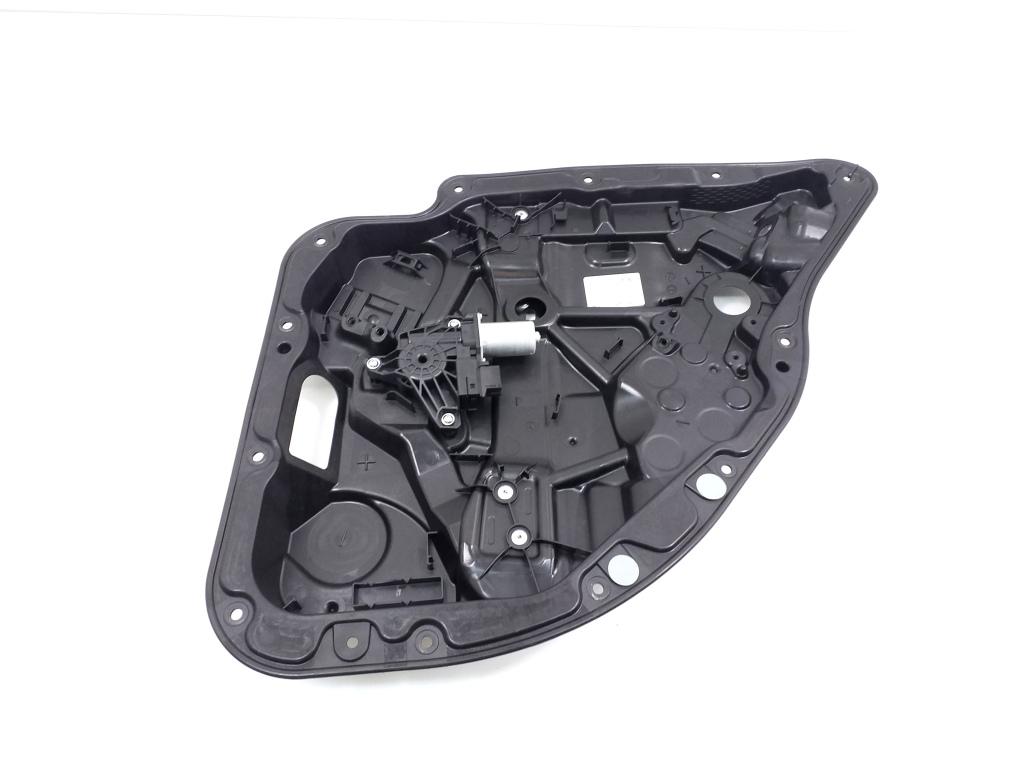 Used Mercedes Benz E-Class Rear side door window lifter and its details
