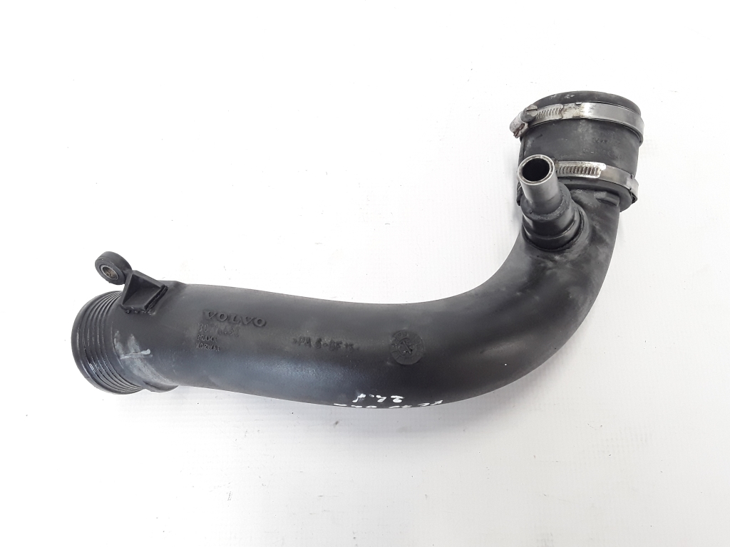 Naudotas VOLVO XC70 Interkulerio žarna 30714480