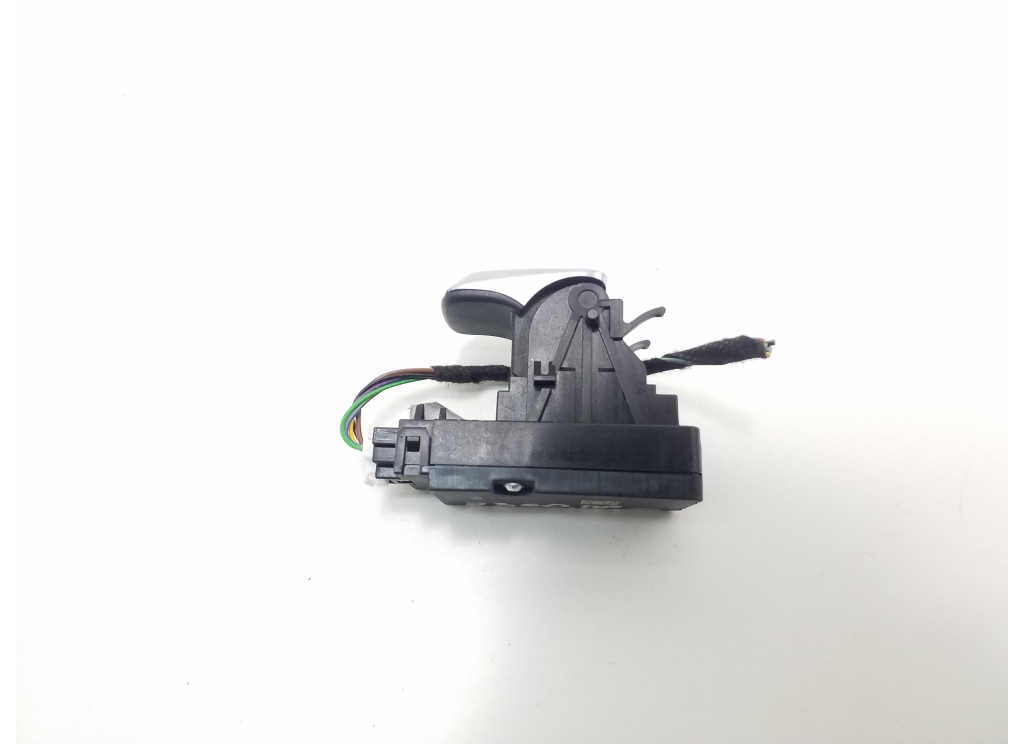 Naudotas Mercedes Benz E-Class Jungiklis rankinio stabdžio A2139053803