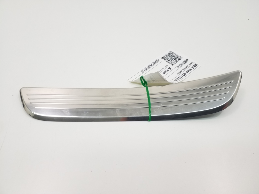 Used Mercedes Benz E-Class Inner threshold trim A2056800135
